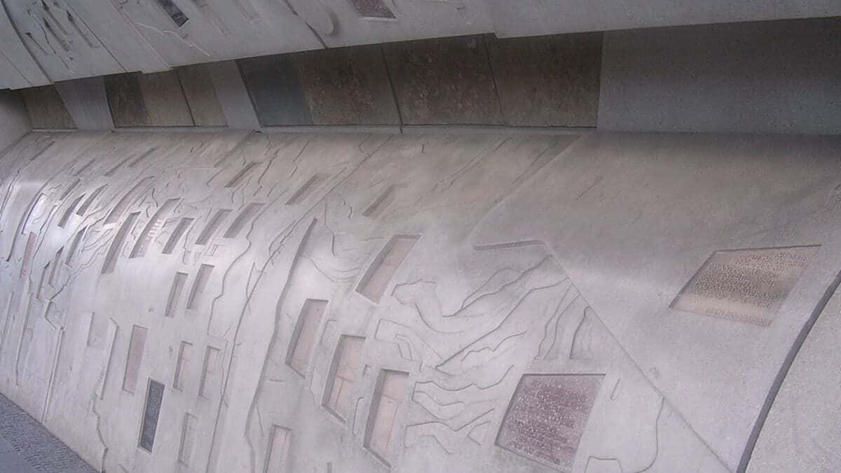 Scottish Parliament: Canongate Wall - Fun Kids - the UK's children's ...