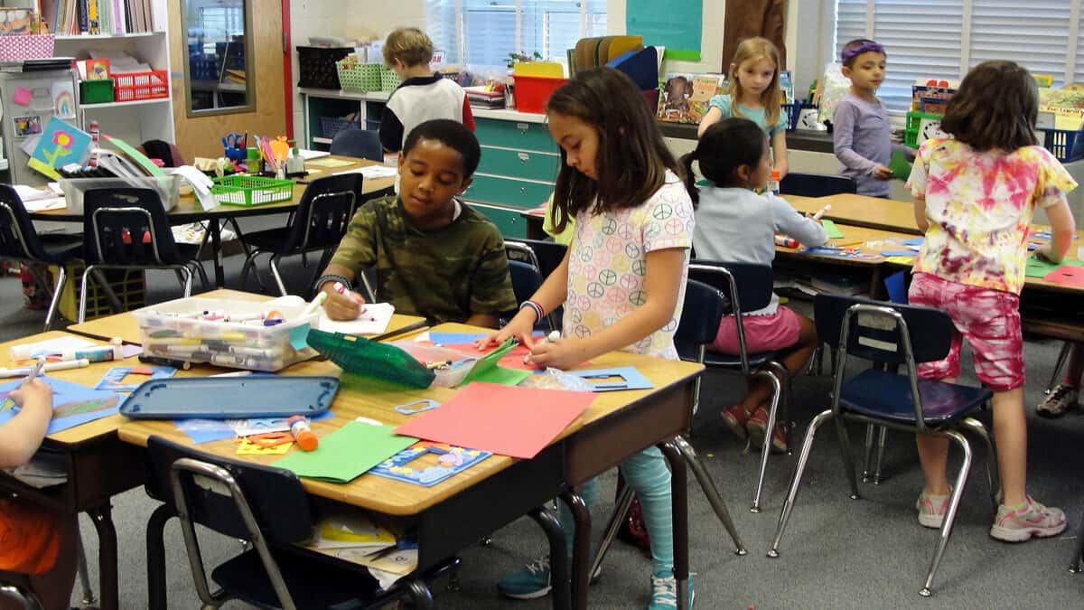 Kids that live on military bases answer your questions! - Fun Kids ...