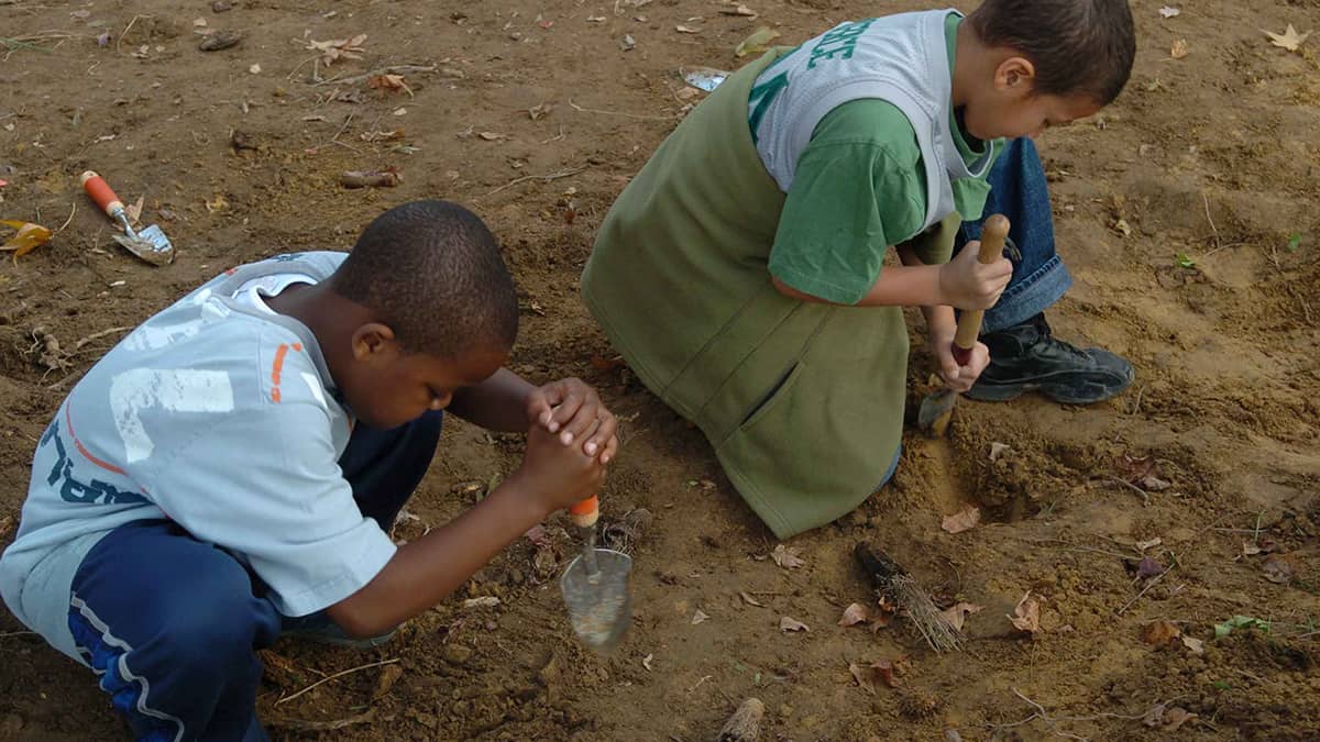 Dangers of tunneling and digging near quarries! - Fun Kids - the UK's ...