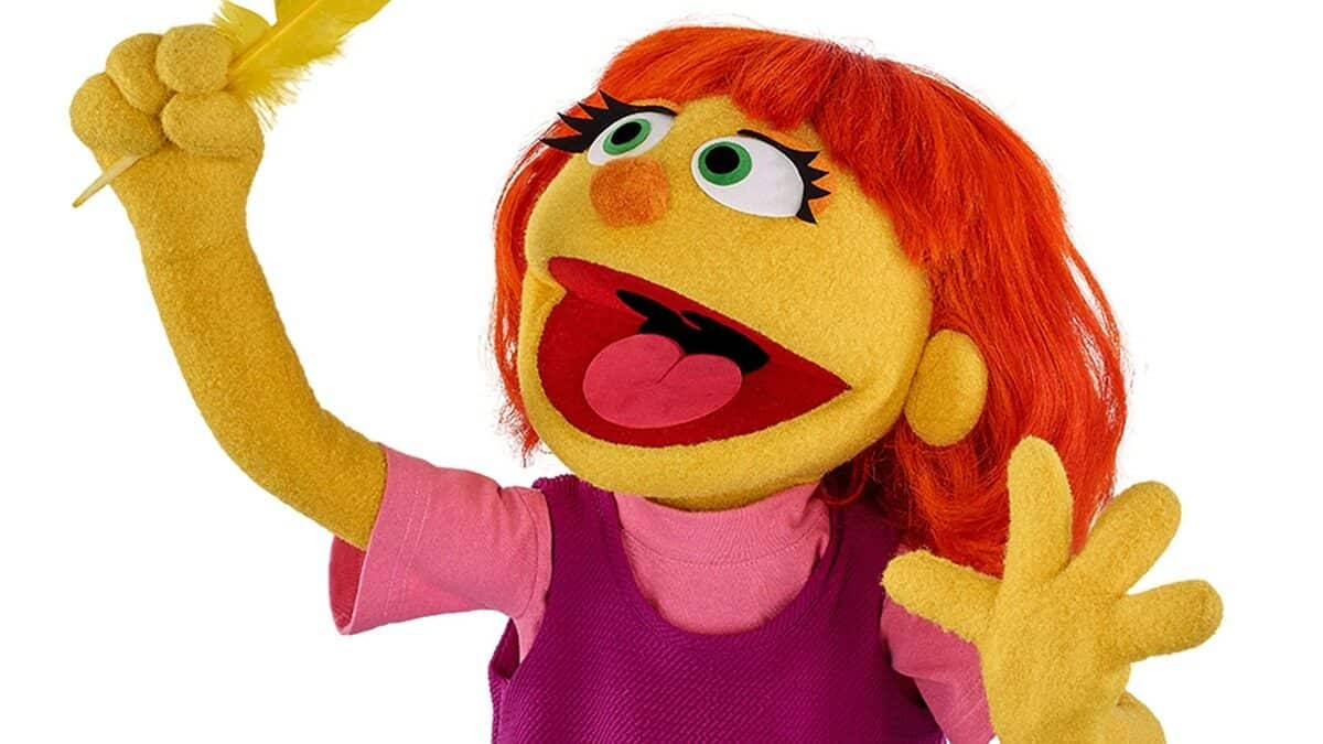 Stacey Gordon the voice of Julia on Sesame Street chats to Anna Louise ...