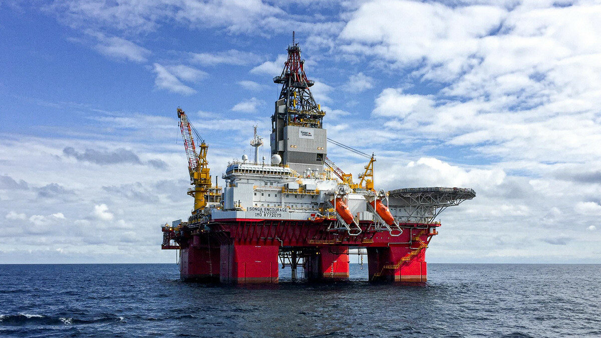 A to Z of Engineering: Oil Rigs - Fun Kids - the UK's children's radio ...