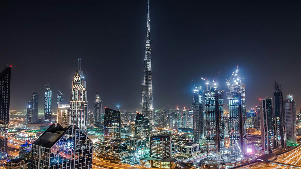 Discover Super Structures in this episode of Undercover Engineers - Fun ...