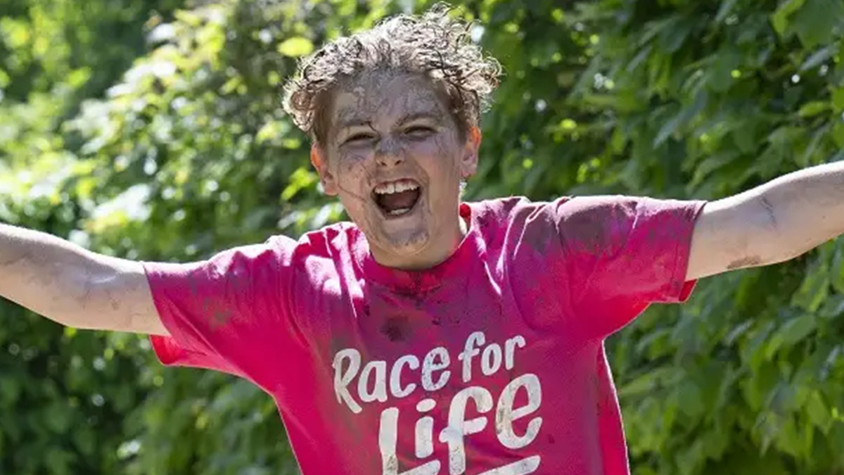 Pretty Muddy Kids - Fun Kids - the UK's children's radio station